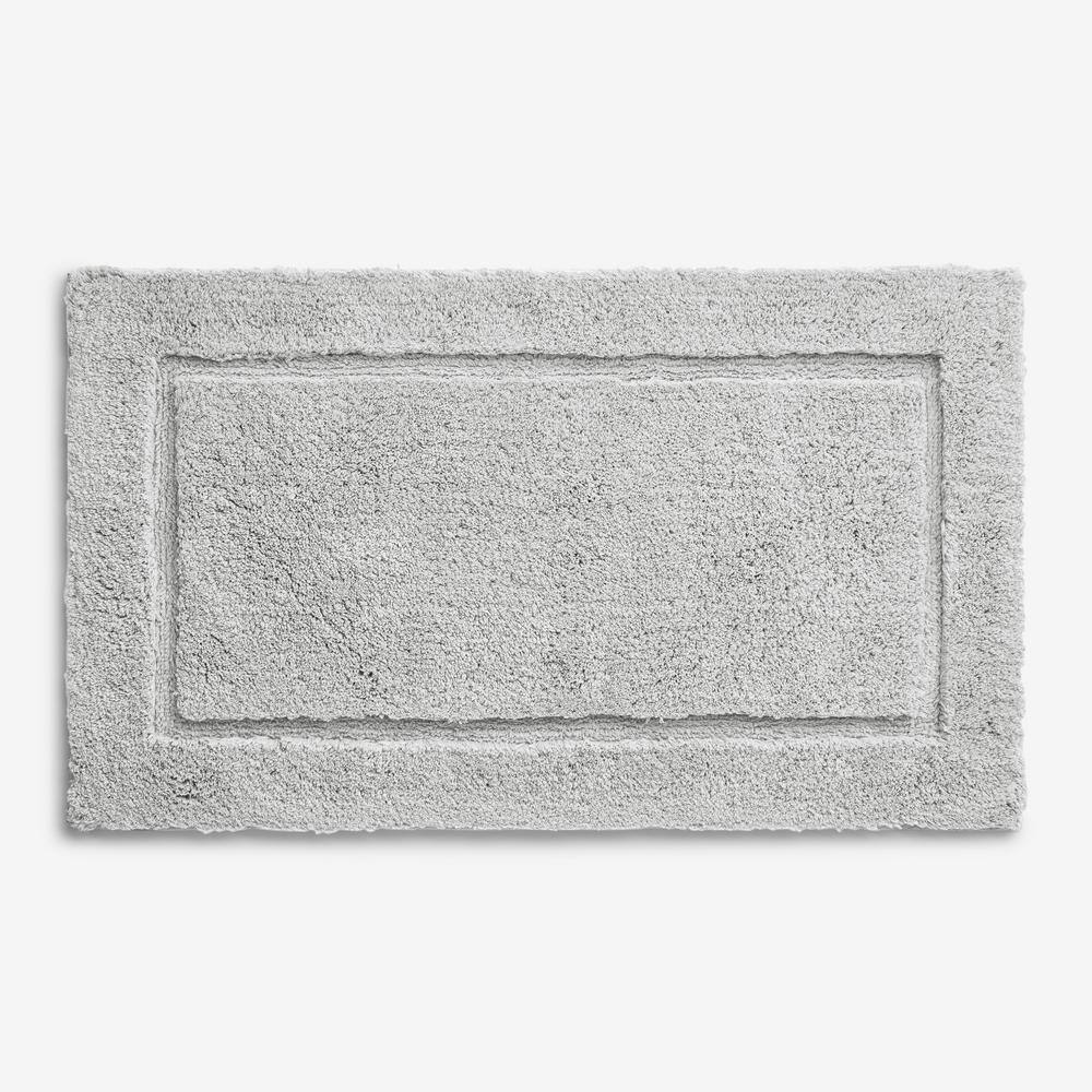 The Company Store Legends Hotel 30 in. x 50 in. Light Gray Bath Rug ...