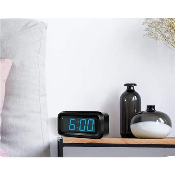 E Digital Clock