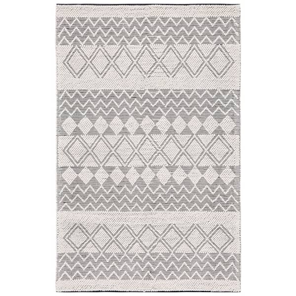 SAFAVIEH Natura 5 ft. x 8 ft. Black/Ivory Chevron Striped Diamond Area ...