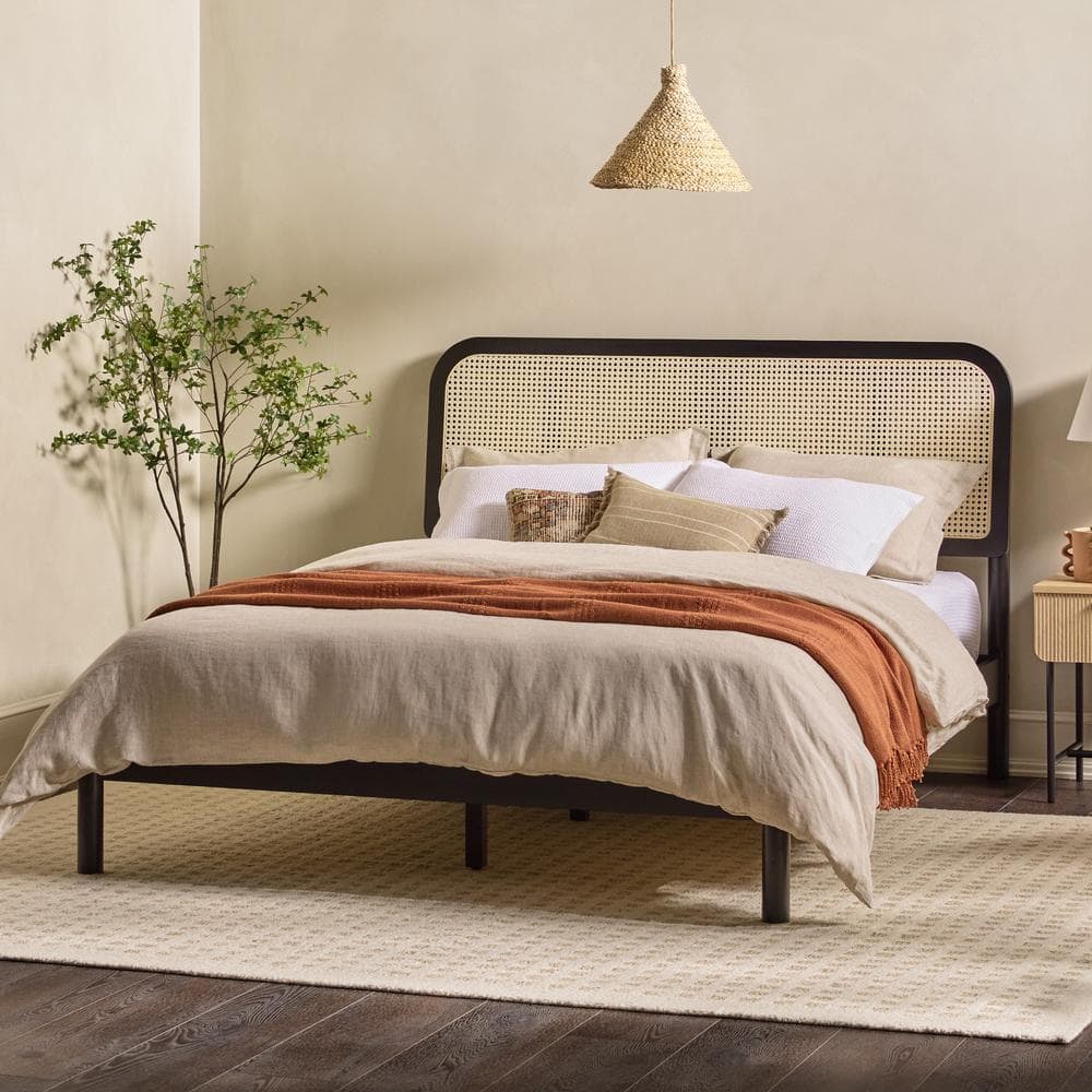 Walker Edison Furniture Company Boho Black Solid Wood Frame Queen ...