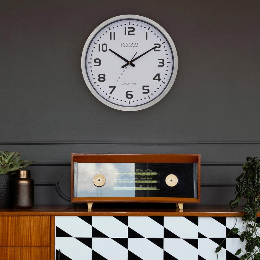 20 In. Extra Large Atomic Analog Metal Wall Clock Best Deals and Price ...