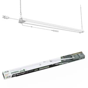 ETI LIGHTING 36 in. Plug-In 22 Watt White Workshop LED Shop Light with ...