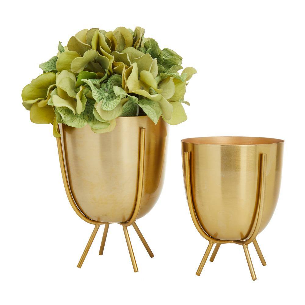 CosmoLiving By Cosmopolitan 6 In And 7 In Small Gold Metal Small CosmoLiving By Cosmopolitan 6 In And 7 In Small Gold Metal Small