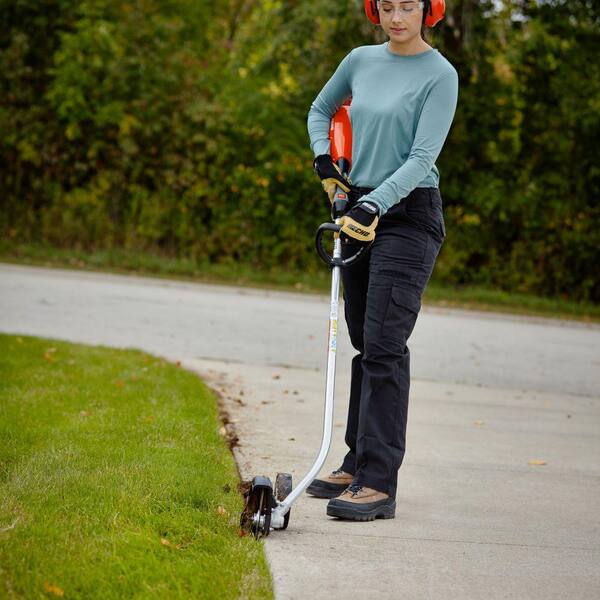 ECHO eFORCE 56 Volt Cordless Battery Powered Brushless Lawn Edger with 2.5Ah Battery and Top Mount Charger DPE 2100X1