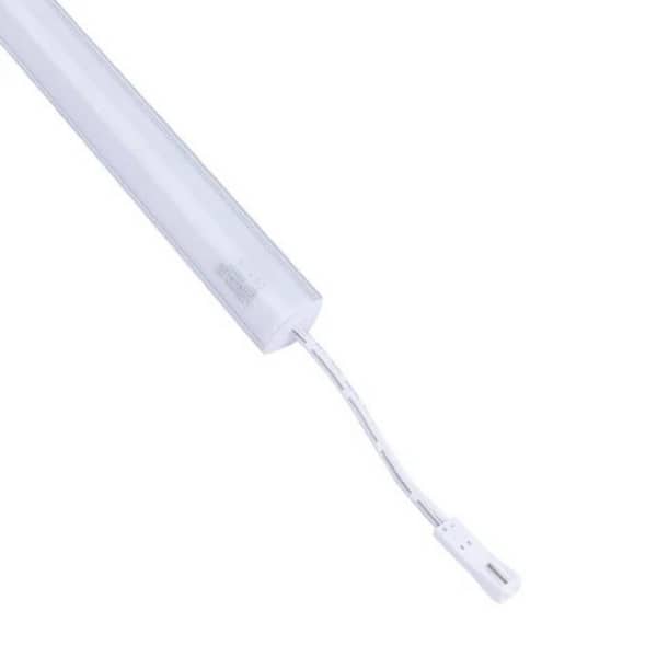 BEYOND LED TECHNOLOGY Gondola Shelf Light , 12 Watt , 560 Lumens ...