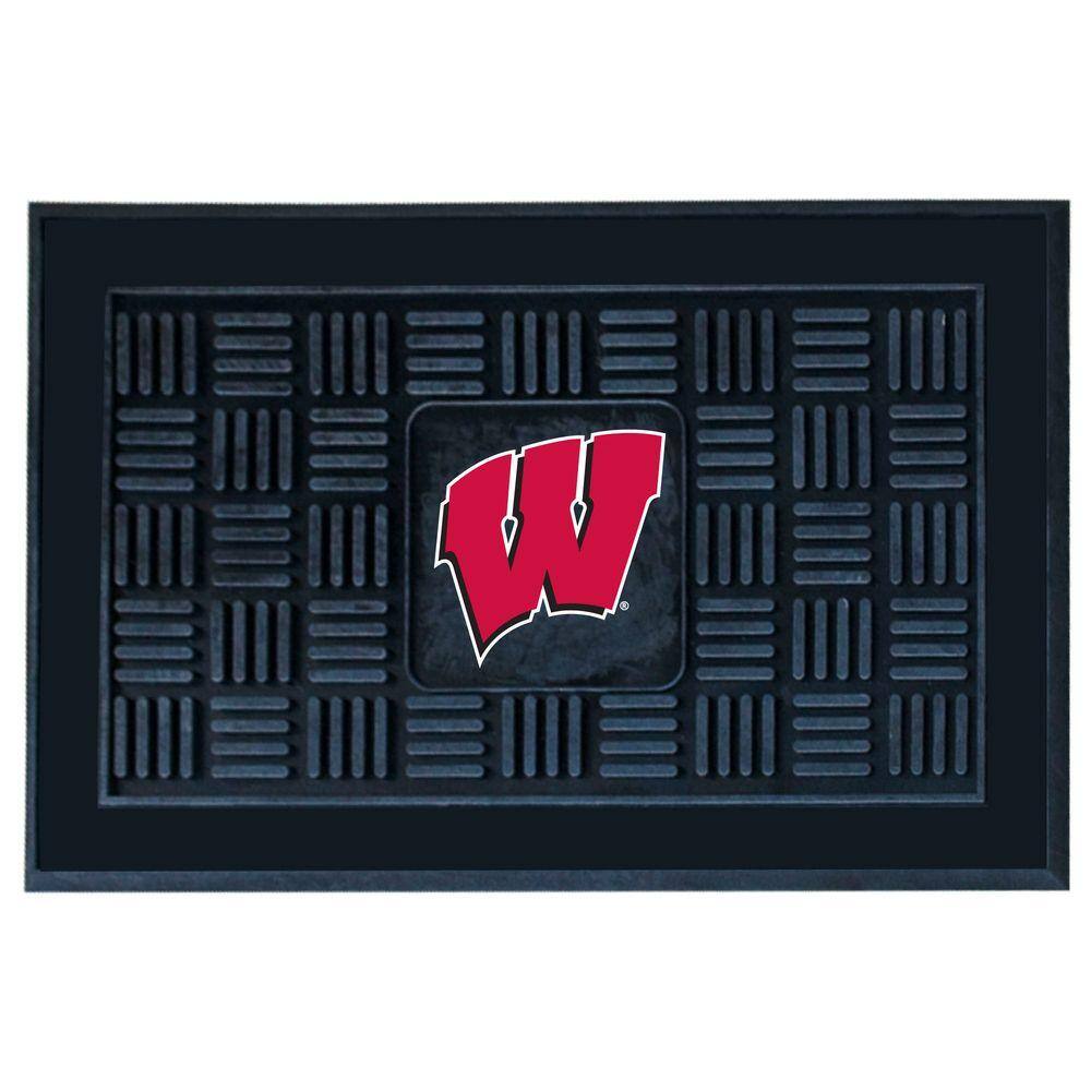 FANMATS NCAA University of Wisconsin Black 19.5 in. x 31.25 in. Outdoor ...
