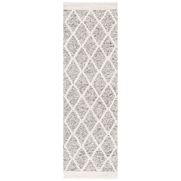 SAFAVIEH Natura 2 ft. x 8 ft. Gray/Ivory Geometric Diamond Runner Rug ...