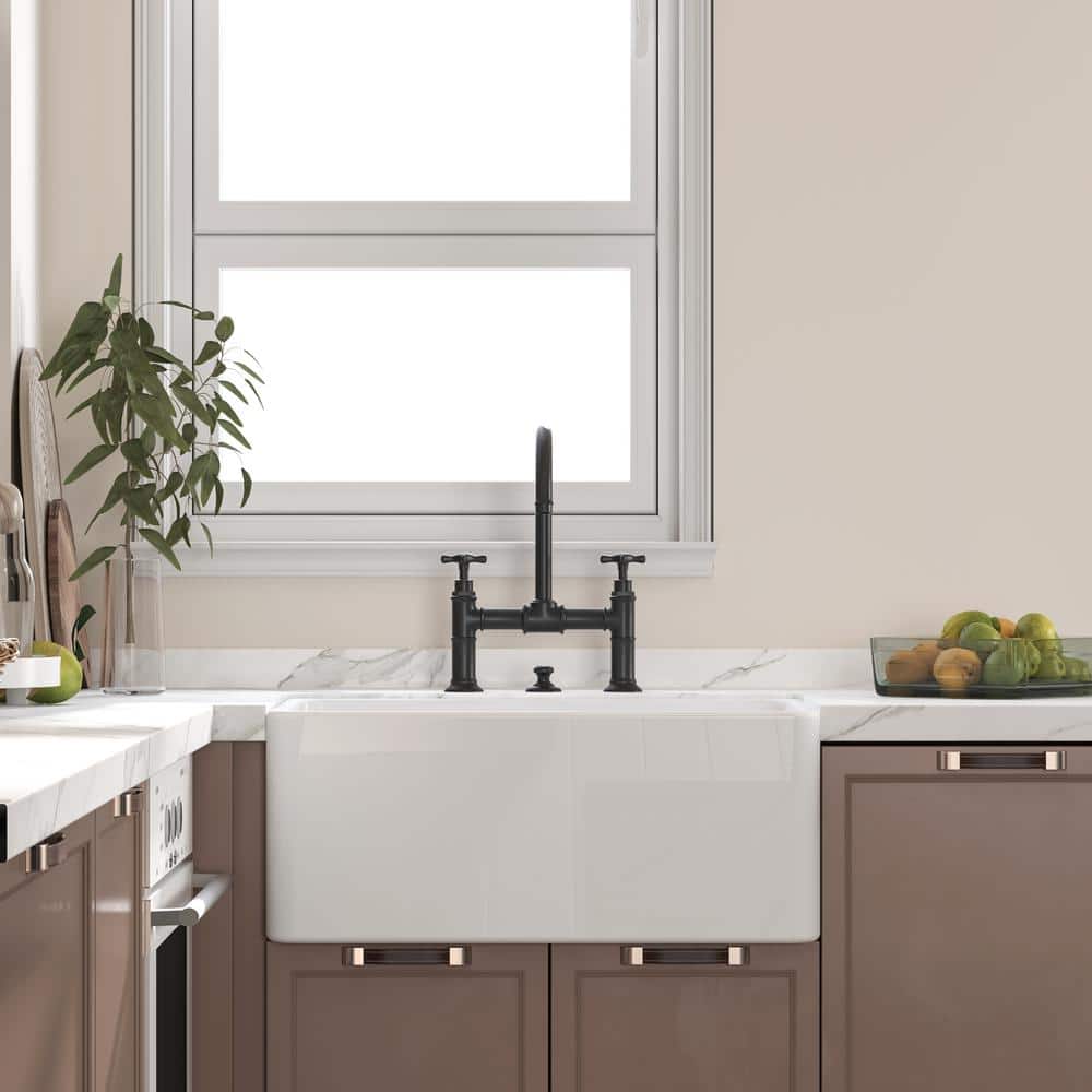 HOROW 24 in. Farmhouse Apron Front Undermount Single Bowl White ...