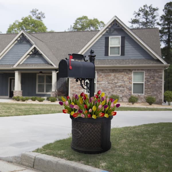 Mailbox Planter Designs
