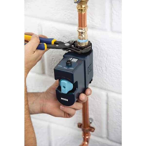 Indoor Cam (2nd Gen) with Privacy Cover and Flo 0.75 in. Smart Water ...