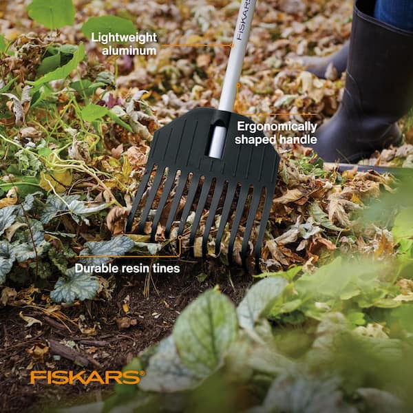 Fiskars 66 in. Lightweight Aluminum Handle Shrub Rake 1068953 - The ...