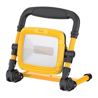 Feit Electric 2000 Lumens Ultra Bright COB Indoor/Outdoor Portable and ...