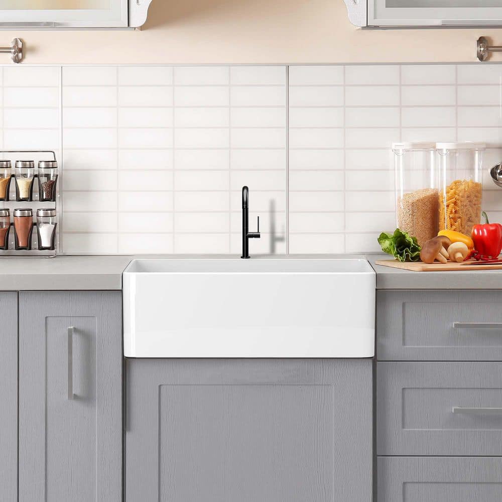 Getpro Fireclay White 33- inch Single Bowl Farmhouse Apron Kitchen Sink with Grid and Strainer ...