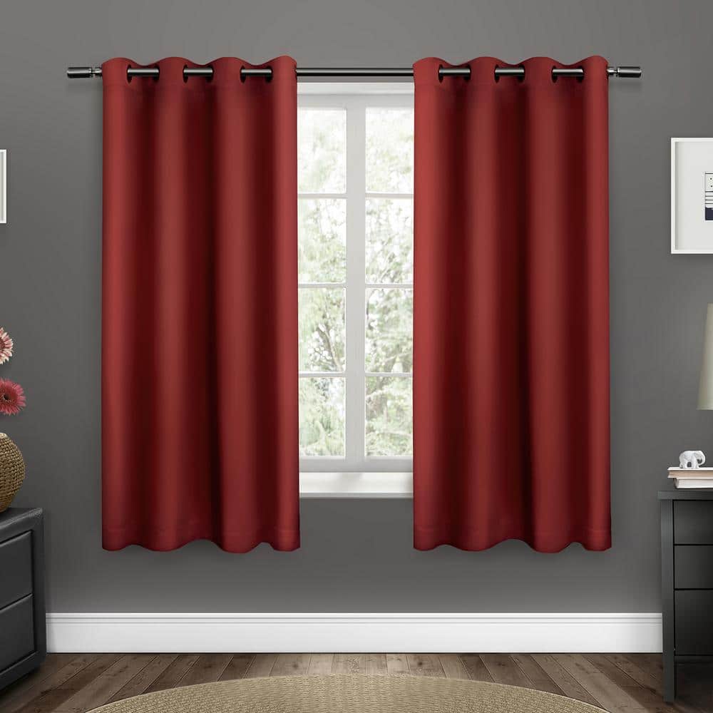 EXCLUSIVE HOME Sateen Chili Red Solid Woven Room Darkening Grommet Top ...