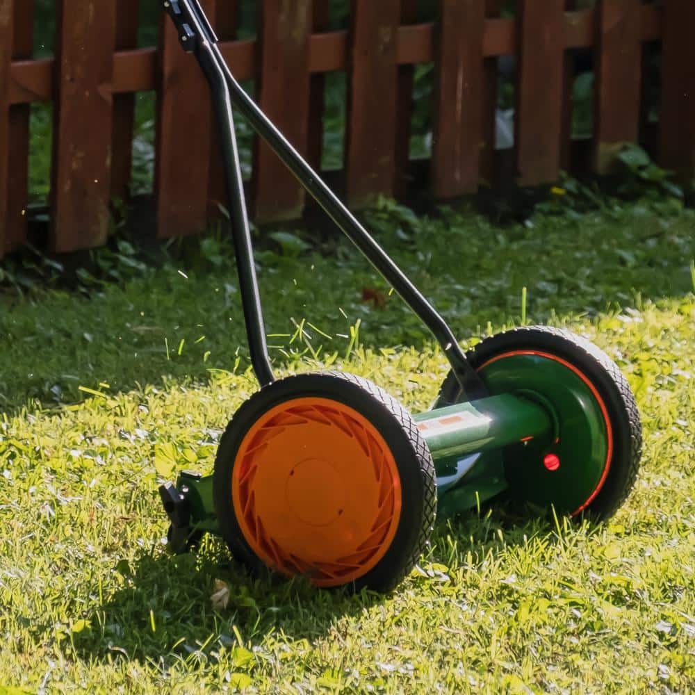 Buy Scott's 16 in. Manual Walk Behind Push Reel Lawn Mower Online at ...