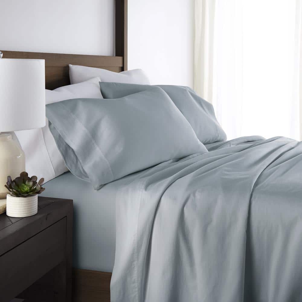 Becky Cameron 4-Piece Blue 300-Thread Count Solid Cotton Sheet Set in ...