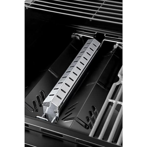 What's A Sear Station How Do I Use It? Burning Questions Weber Grills ...