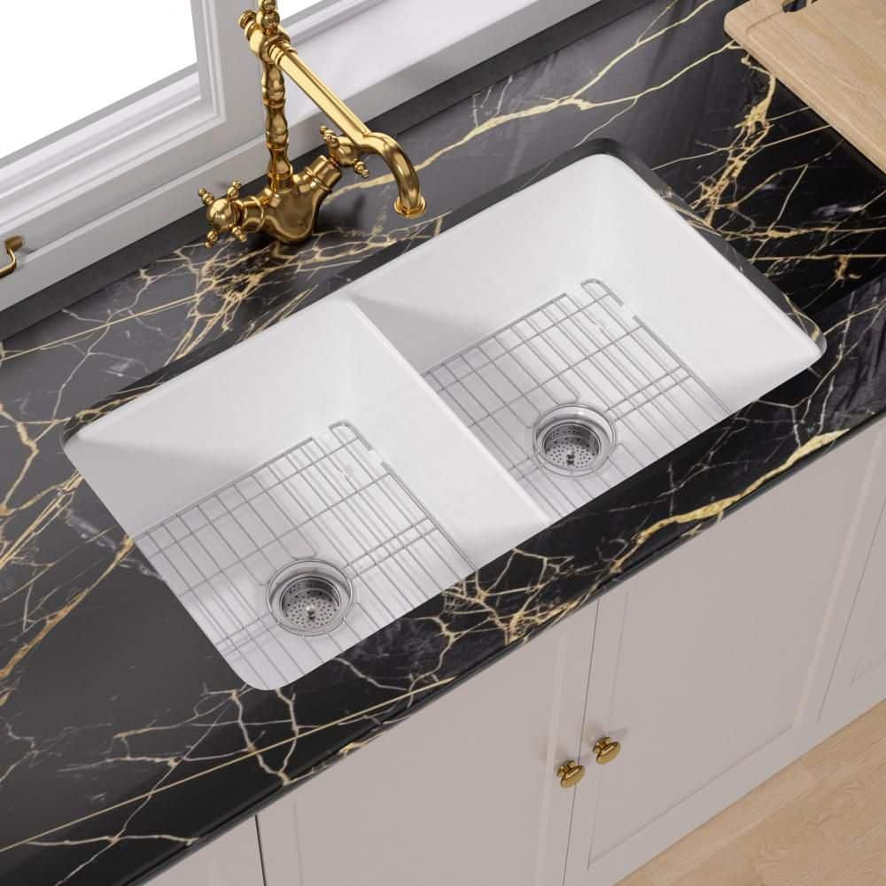 WetBase 32 in. Fireclay Kitchen Sink Undermount White Kitchen Sink ...