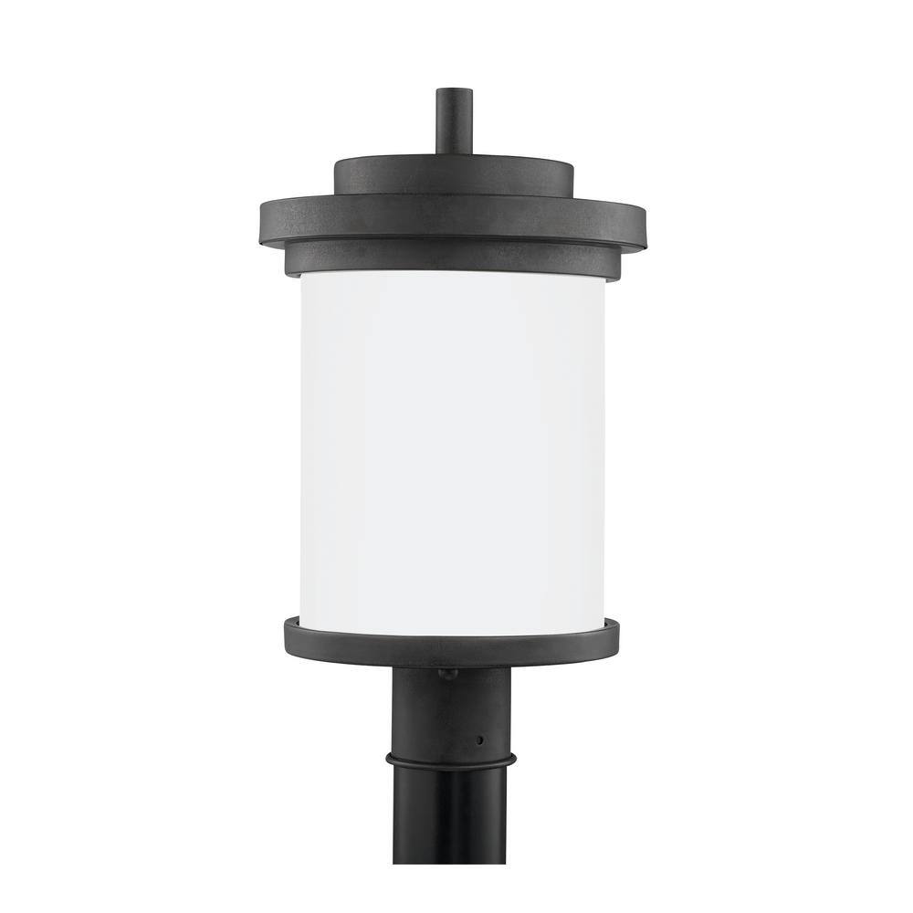 Generation Lighting Winnetka Outdoor 1-Light Outdoor Forged Iron Post ...