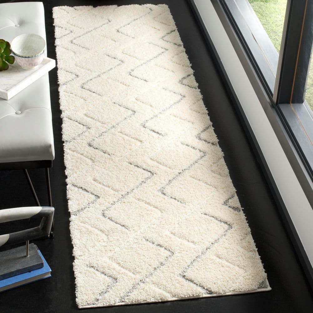 SAFAVIEH Olympia Shag 2 ft. x 8 ft. Cream/Gray High-Low Zig-Zag Runner ...