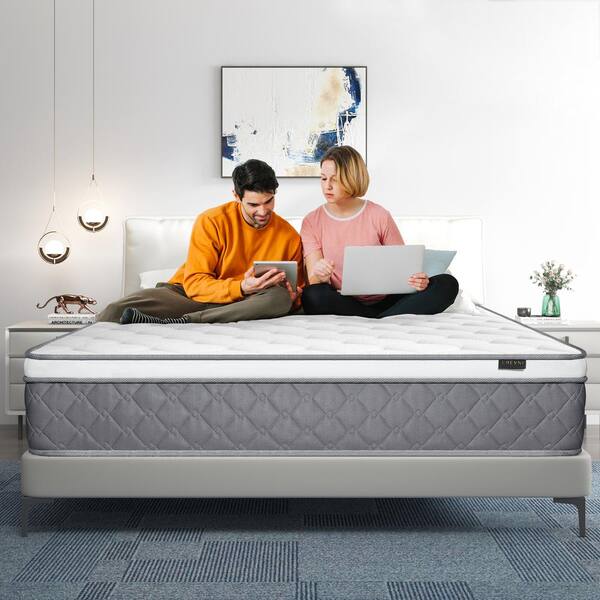 Diamond foam beds store