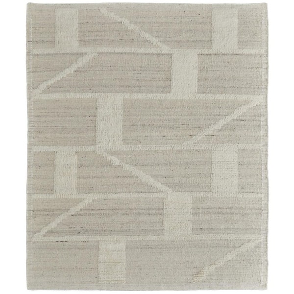 HomeRoots 9 ft. x 13 ft. Tan, Ivory Geometric Area Rug 2000566549 - The ...