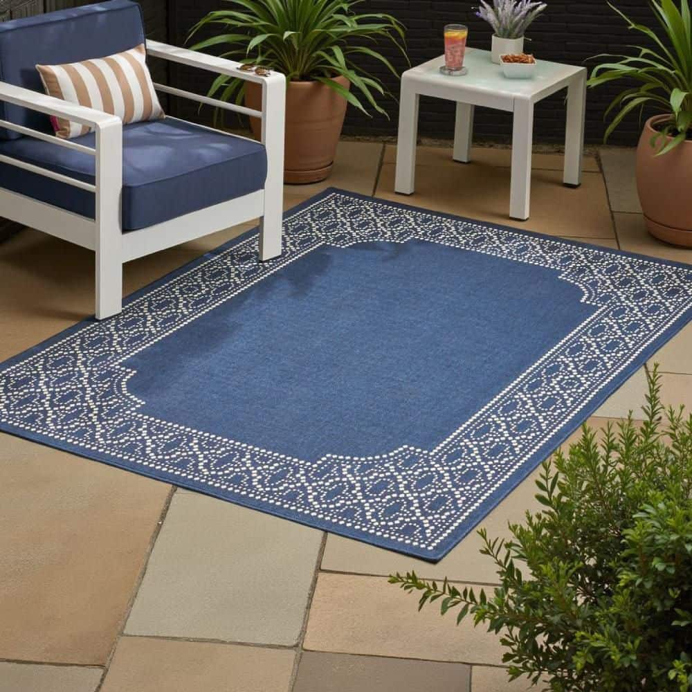 Benjara Marina 5 ft. x 7 ft.Navy Blue and White Abstract Area Rug BM321205 - The Home Depot