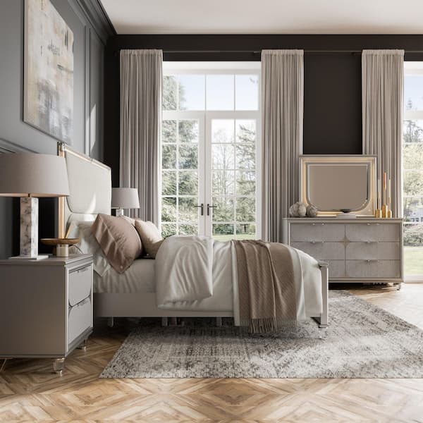 Furniture of America Renta 5-Piece Silver Wood Frame Queen Panel ...