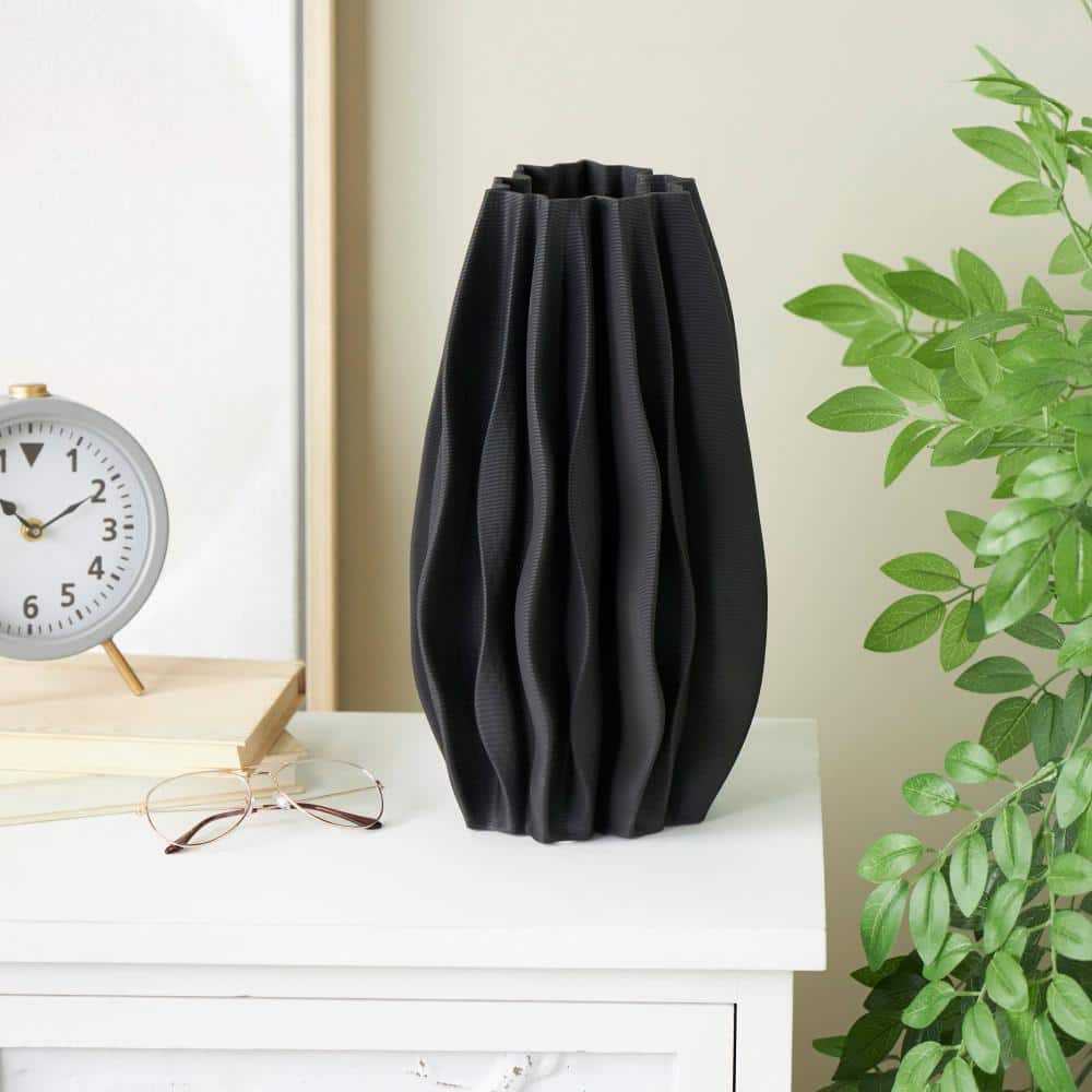 Litton Lane Black Dimensional Wavy Ribbed Ceramic Abstract Decorative ...