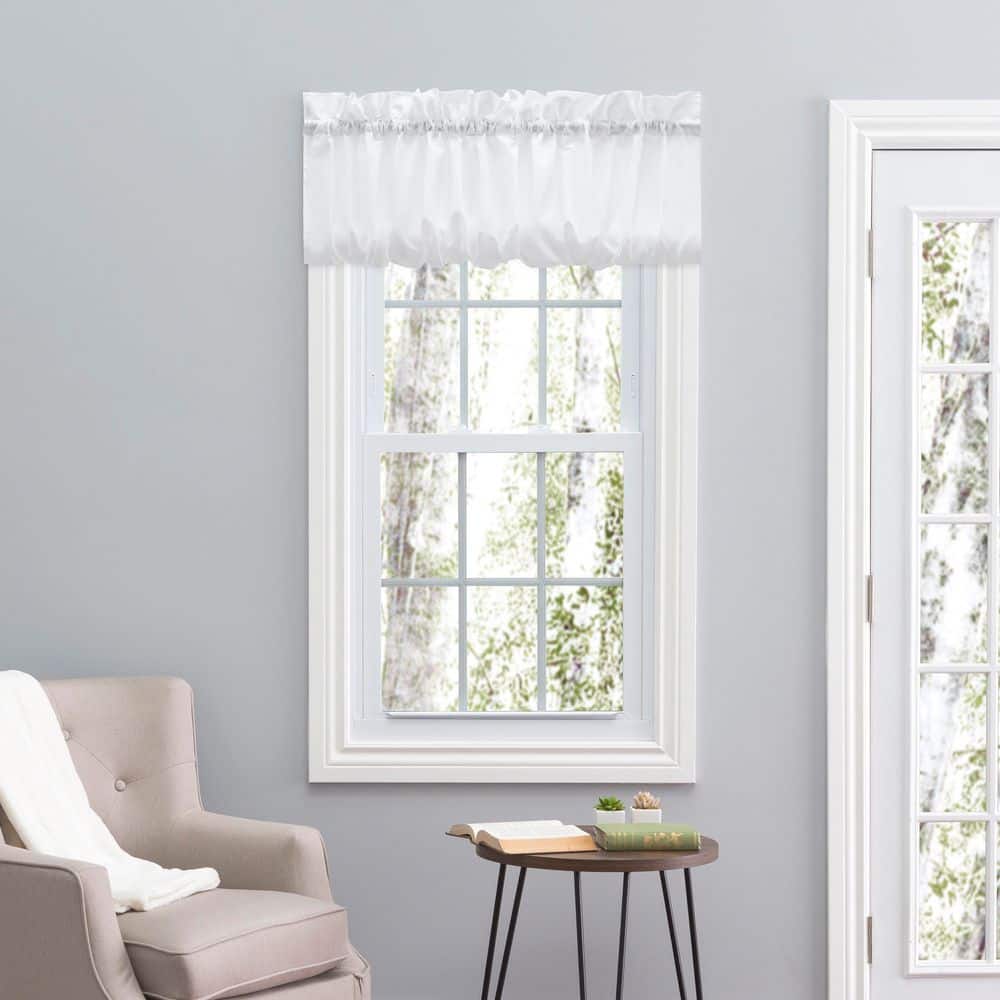 Ellis Curtain Stacey 15 in. L Polyester/Cotton Balloon Valance in White ...