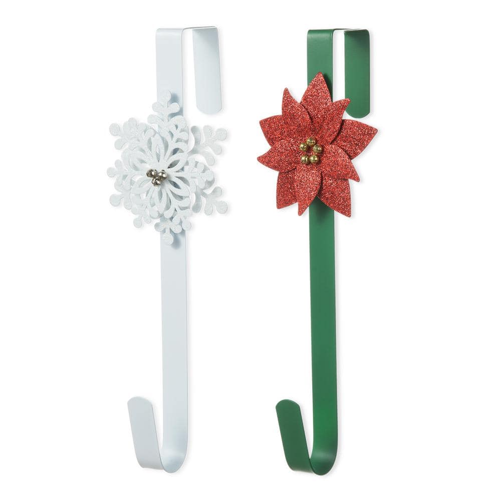 Glitzhome 14 in. H Christmas Metal Snowflake and Poinsettia Wreath ...