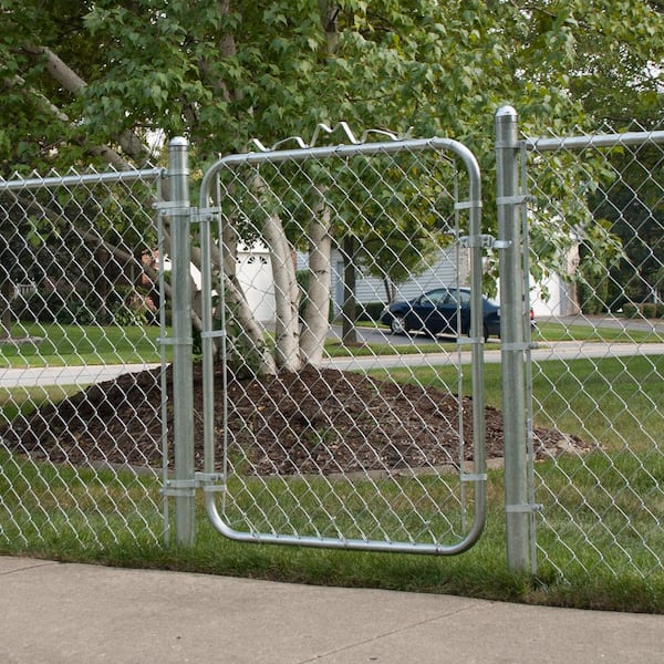 Chain Link Fence Gate 1,800+ Chain Link Fence Gate Stock Photos,