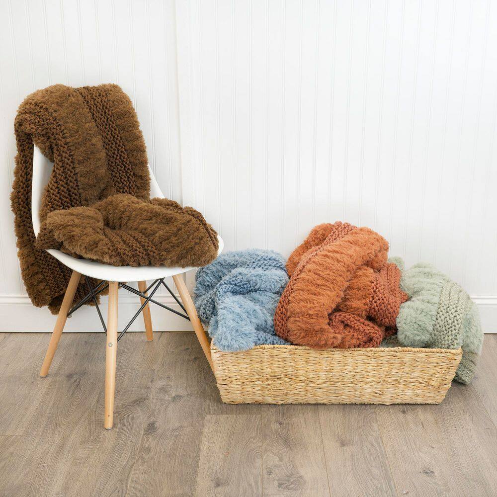 DONNA SHARP Plush Knit Coffee Polyester Throw Blanket Y00123 - The Home ...