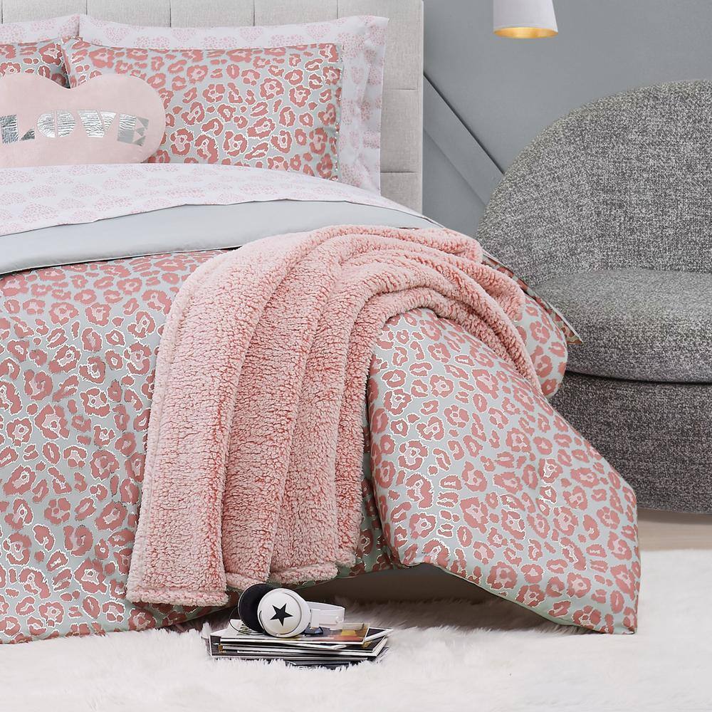 MATERIAL girl Bottom Dye Pink Sherpa Throw Blanket-TH3824DP-9100 - The ...