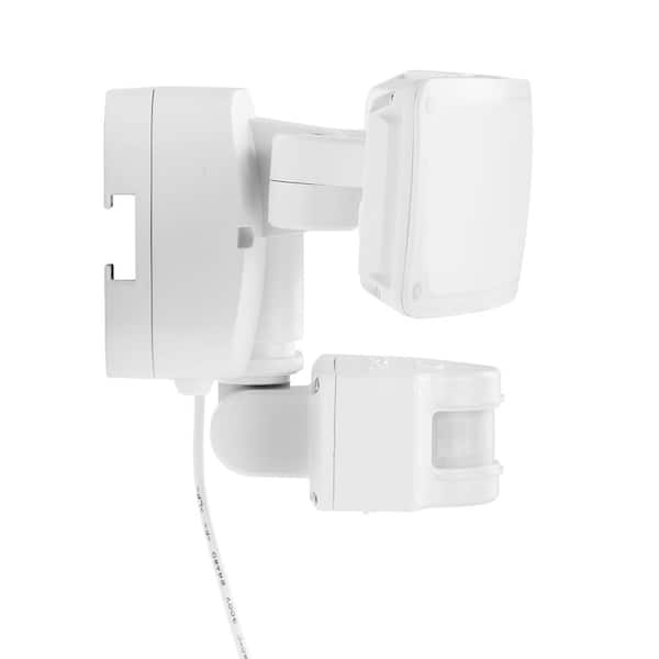 Defiant 180° White Motion Sensor Solar Powered Outdoor 2-Head LED ...