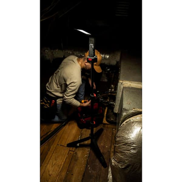 Husky 2200-Lumen Tripod K40437 - The Home Depot