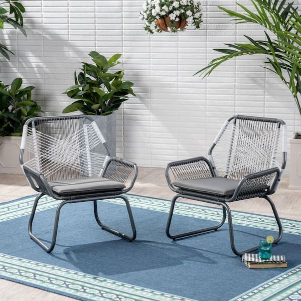 Water Resistant Wicker Outdoor Lounge Chair with Gray Cushion and ...