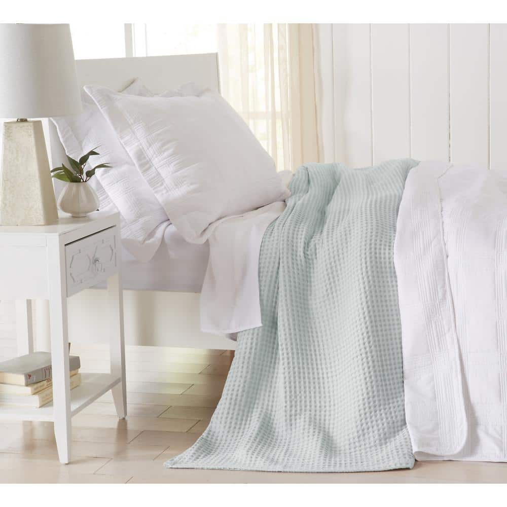 FRESHFOLDS Blue 100% Cotton Full/Queen Lightweight Waffle Weave Blanket ...