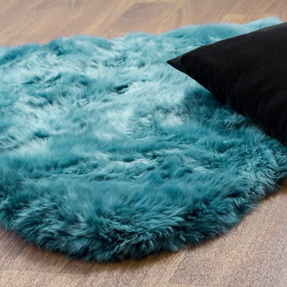 Super Area Rugs Genuine New Zealand Sheepskin Pelt 2 x 3 ft. Teal Area ...