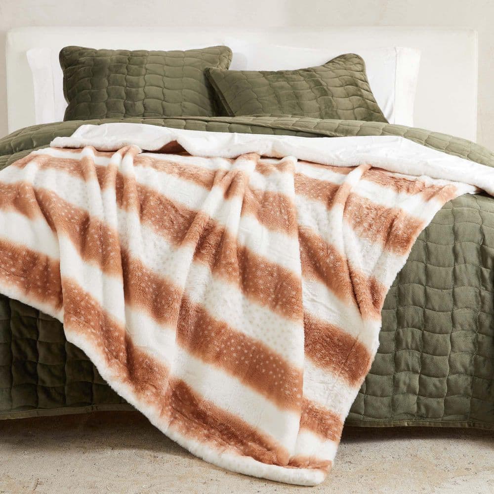 FRESHFOLDS Tan / White Fawn Faux Fur Printed Reversible Throw Blanket ...