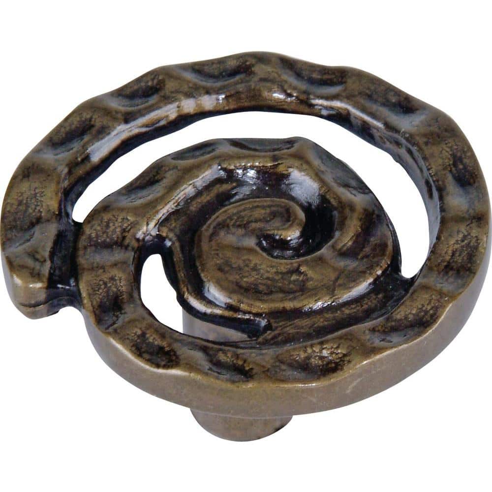 Atlas Homewares Scroll Collection 1-1/4 in. Rust Cabinet Knob 2140-R ...