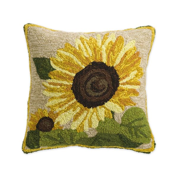 Evergreen Enterprises 18 in. x 18 in. Indoor Outdoor Hooked Pillow ...