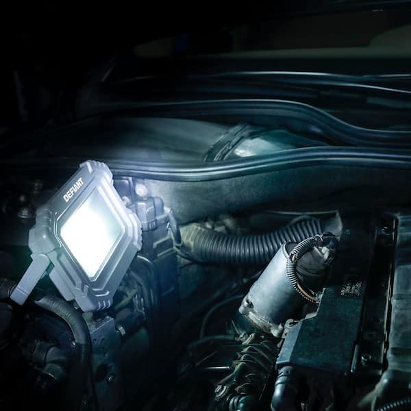Defiant 3000 Lumens Rechargeable Magnetic Utility Light With Power Bank ...