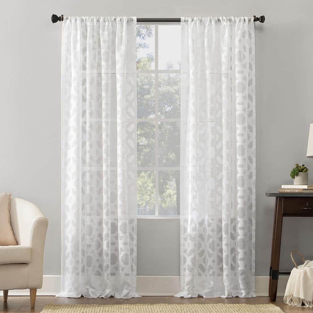 Sun Zero Yvette Trellis Jacquard White Polyester 52 in. W x 84 in. L ...