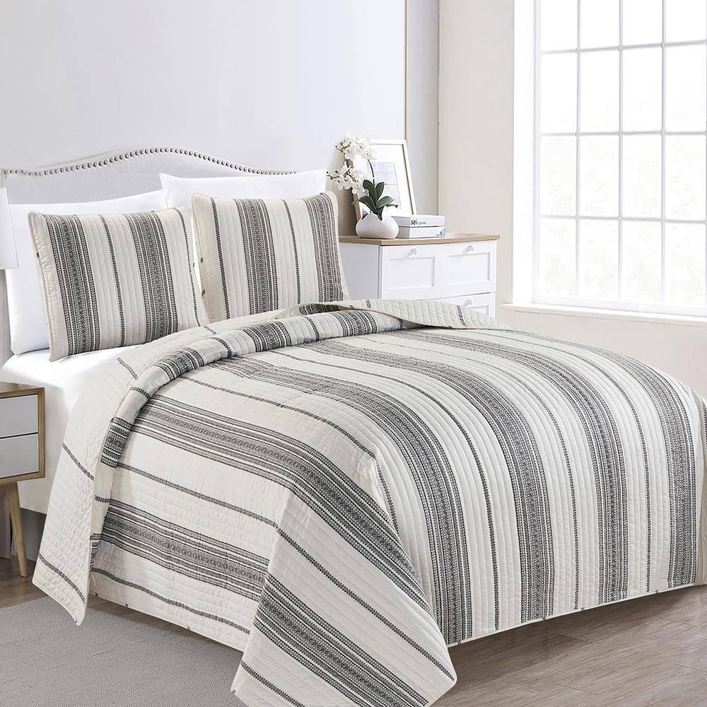 FRESHFOLDS Gray Farmhouse Inspired Stripe Full/Queen Microfiber 3-Piece ...