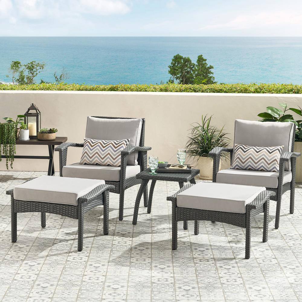 Zeus & Ruta 5-Piece Brown Wicker Patio Conversation Set with Silver ...