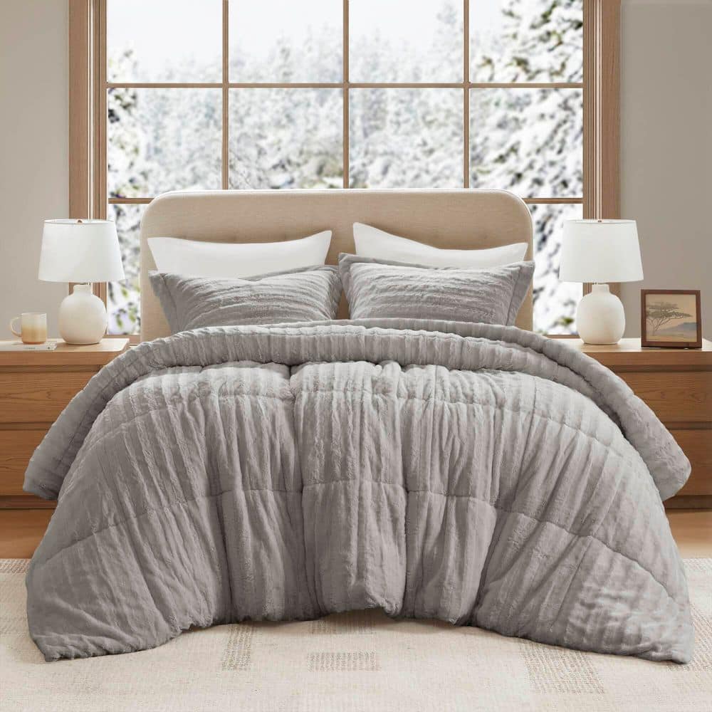 Madison Park York Polyester Grey Faux Fur Full/Queen Comforter Set MP10 ...