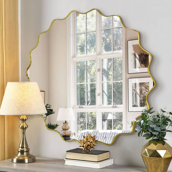 Hochwertiges 27.5 in. W x 27.5 in. H Round Sunburst Wall Mirror Scalloped Decorative Mirror Framed in Gold HD MR016GOD M