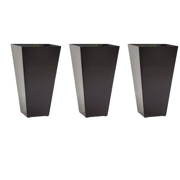 METEOR SHOWER LLC (Set of 3) 28 in. Polypropylene Outdoor Garden ...