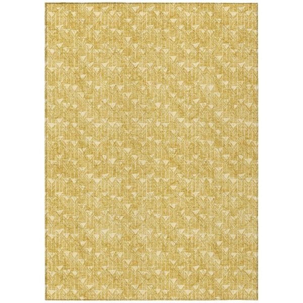 HomeRoots Gold 8 ft. x 10 ft. Geometric Indoor / Outdoor Area Rug ...